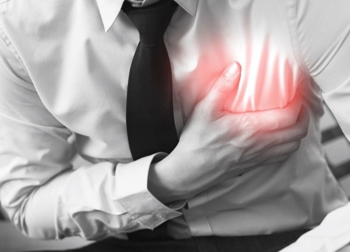 Angina de Pecho ⇒ 【↓Causas, Síntomas y Tratamiento↓】